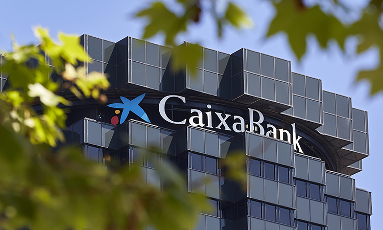 CaixaBank lidera las emisiones de bonos verdes, sociales y sostenibles en España y Portugal